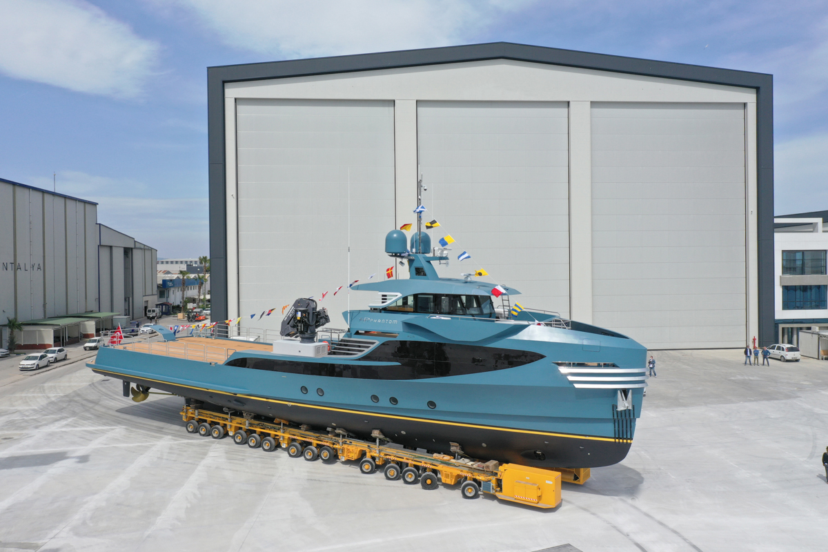 Yacht PHI PHANTOM , Alia Yachts | CHARTERWORLD Luxury Superyacht Charters